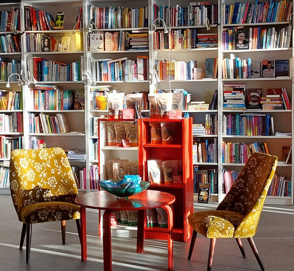 Primstaven bok og antikvariat – bok og antikvariat